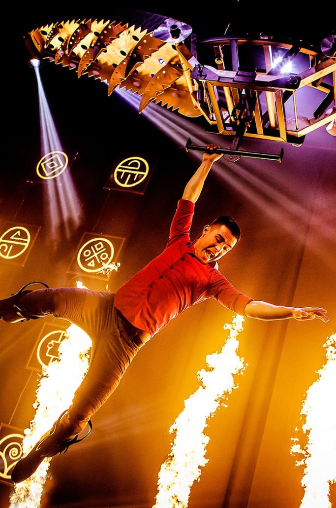 Champions of Magic – Center Stage Entertainment